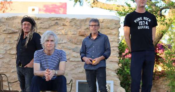 NADA SURF - Moon Mirror Tour 2025 - Täubchenthal - Leipzig